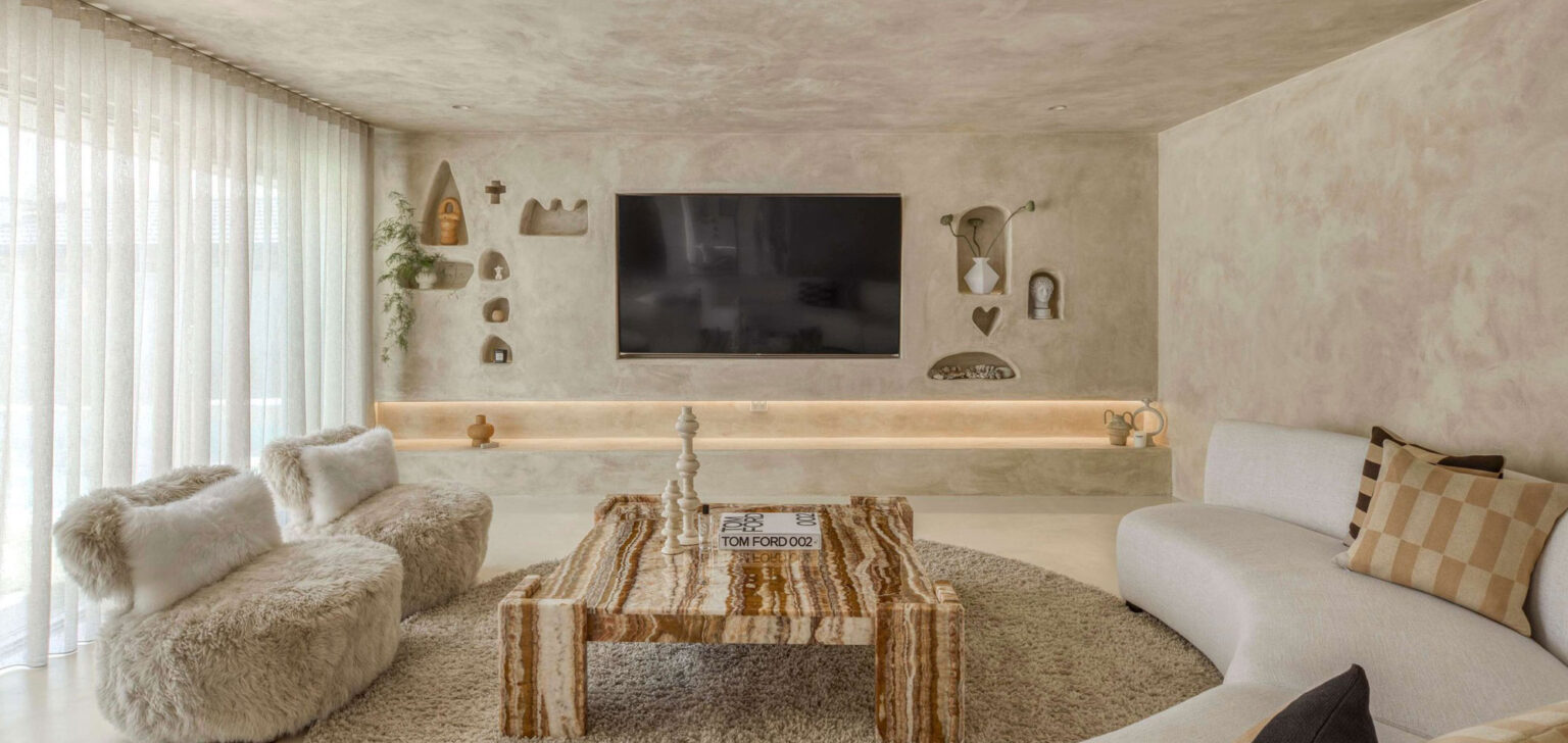 Venetian Plastering: The Art of Timeless Elegance | Tango Interiors